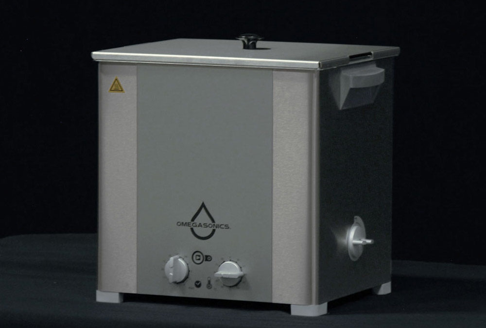 How Do Industrial Washers Work? - Omegasonics